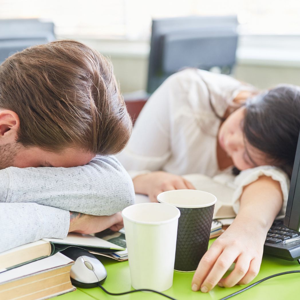 Oorzaak oververmoeidheid en tips - How2behealthy